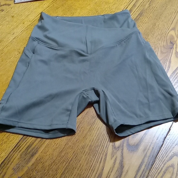 HALARA | Other | Halara Womens Shorts New Small Bike Biker Cycling Yoga ...